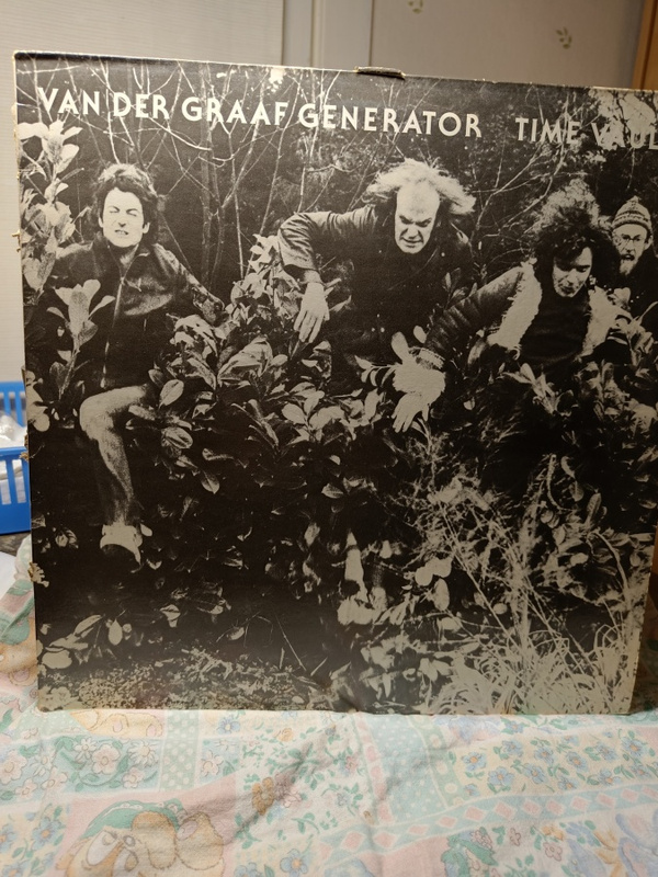 Van Der Graaf Generator – Time Vaults - Huuto.net