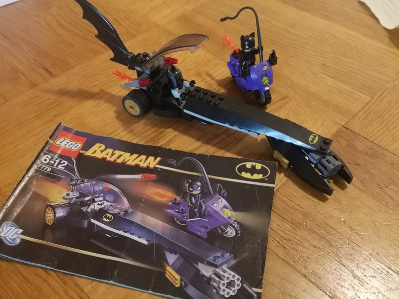 Lego 7779 The Batman Dragster: Catwoman Pursuit - Huuto.net